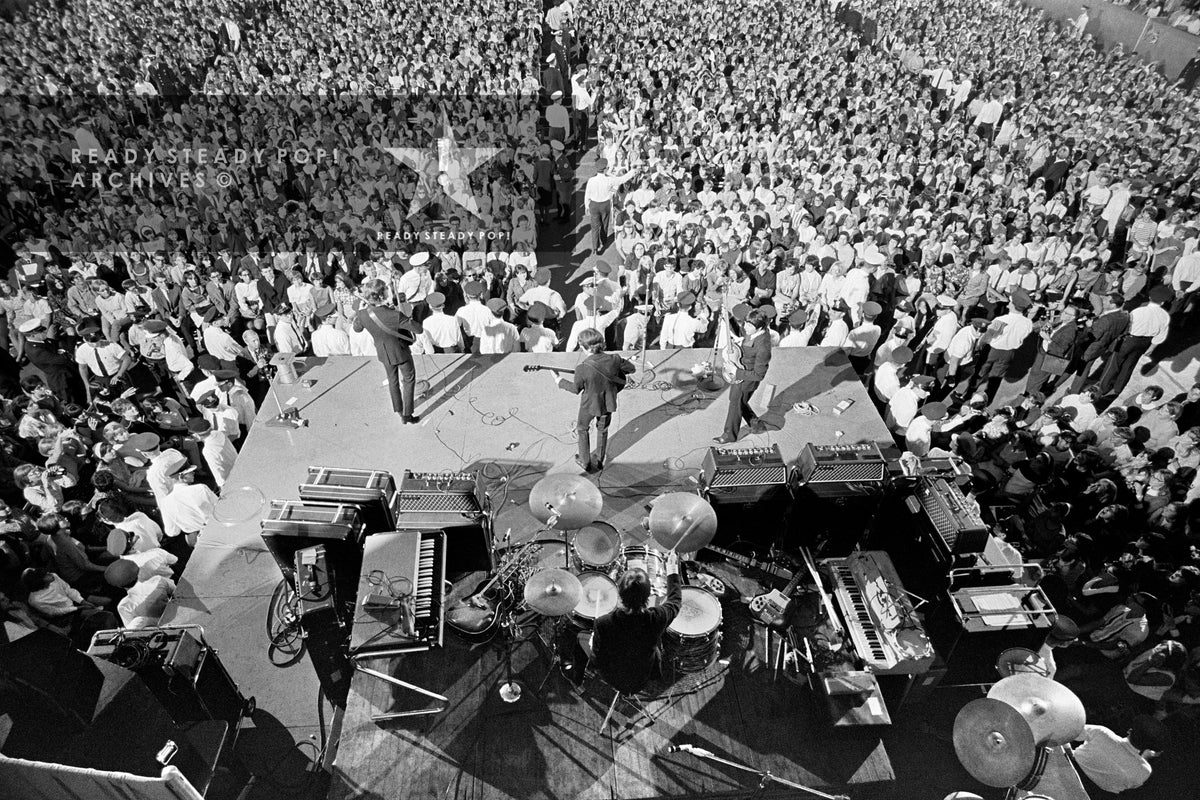 The Beatles • International Amphitheater, Chicago, IL • August 12, 196 ...