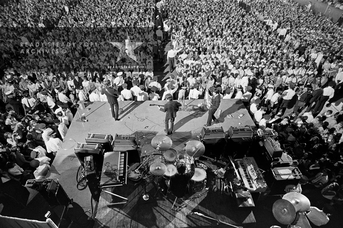 The Beatles • International Amphitheater, Chicago, IL • August 12, 196 ...